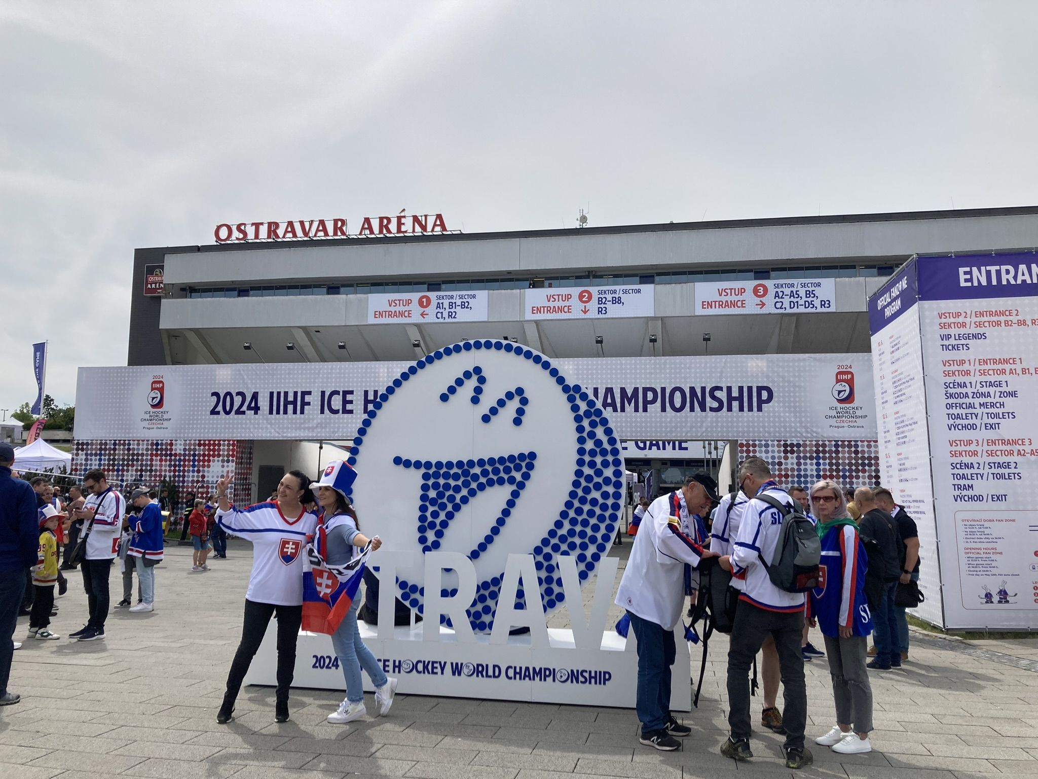 Reportáž z ostravské Fan zóny | Cestovinky.cz